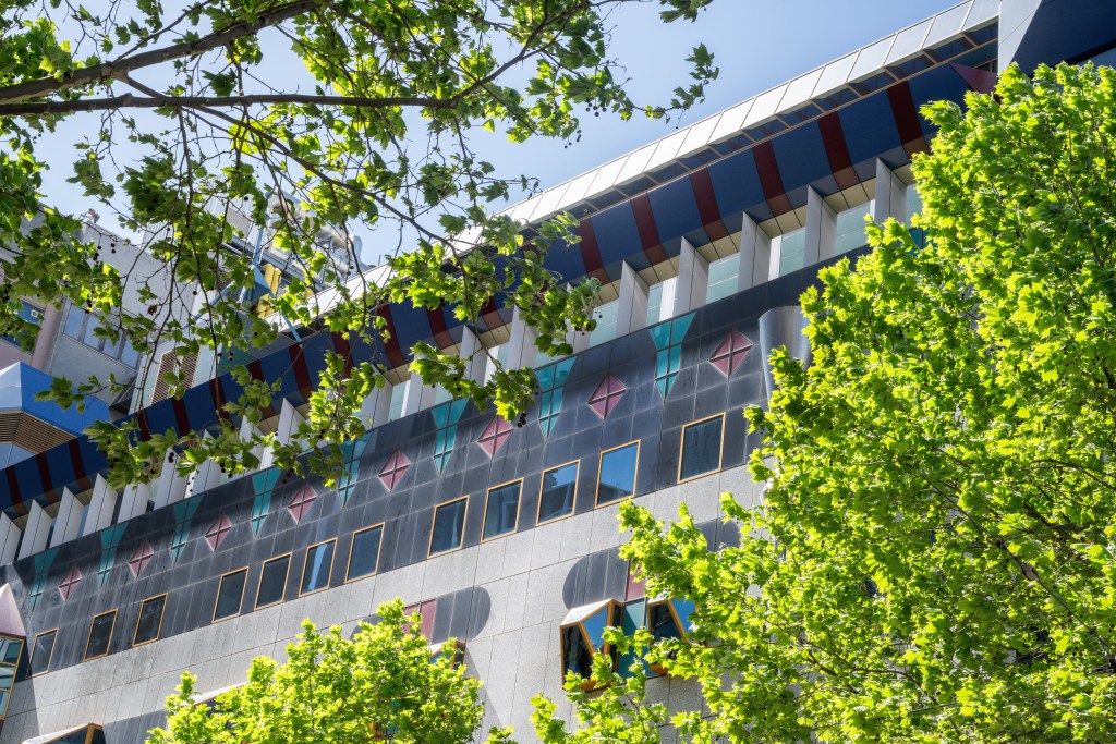 Vitradual - Custom Clad